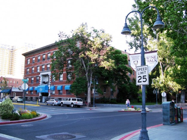 ross-manor | Reno Divorce History